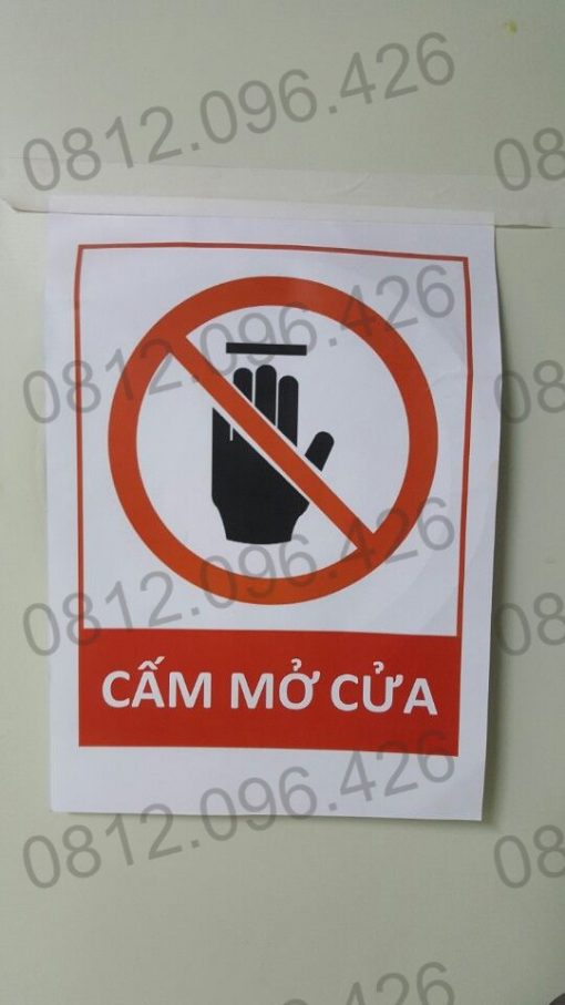 Biển cảnh báo cấm mở cửa, biển báo văn phòng các loại giá rẻ.